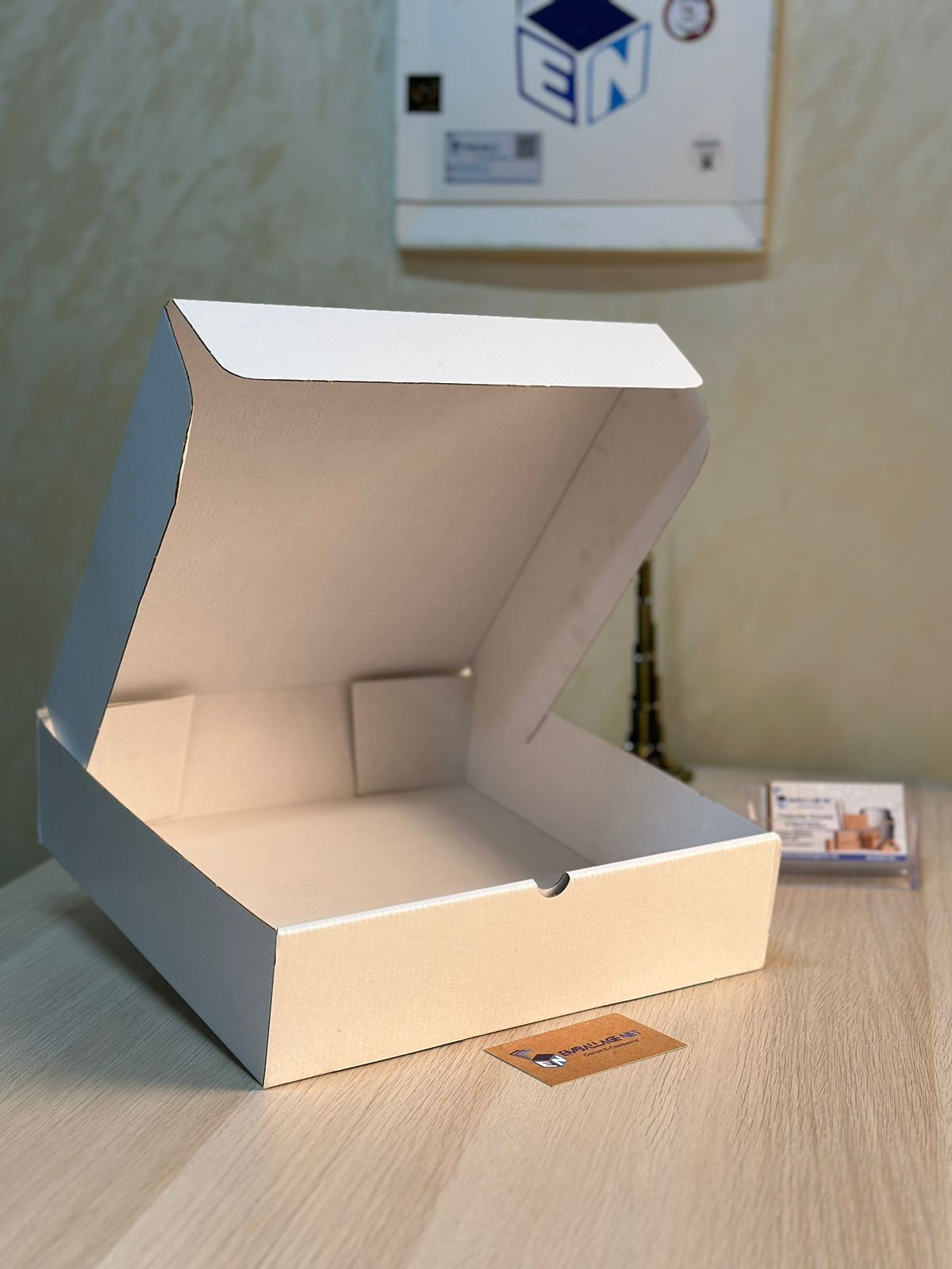 Boite 30x30x8 Carton blanc – Emballagenet